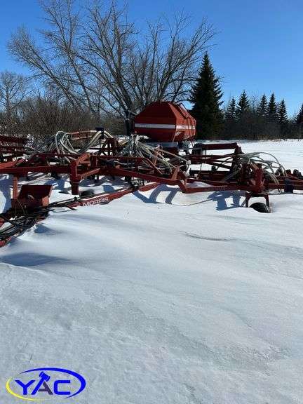 MORRIS MAXIM II 34' AIR DRILL W/7240 AIR CART - YAC Auctions