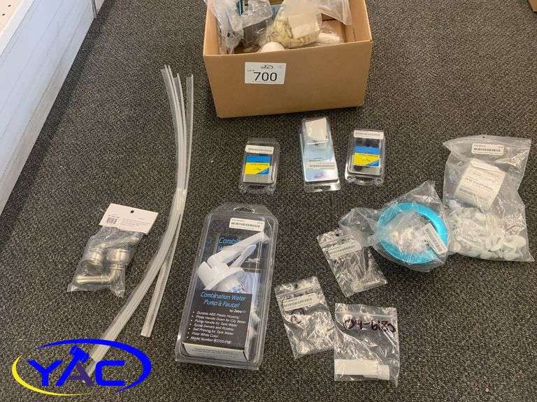 Box Of Plumbing Miscellaneous - YAC Auctions