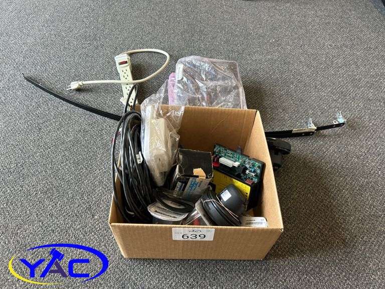 Box of Assorted Items - YAC Auctions