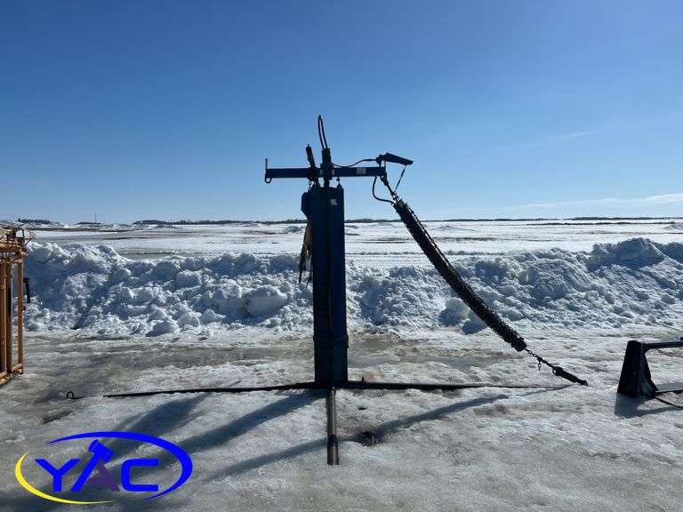 Lewis Cattle Single Rope Oiler w/Back Drape - YAC Auctions