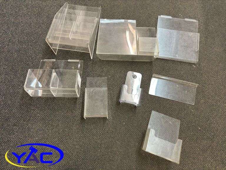 Assorted Plastic Office Displays - YAC Auctions