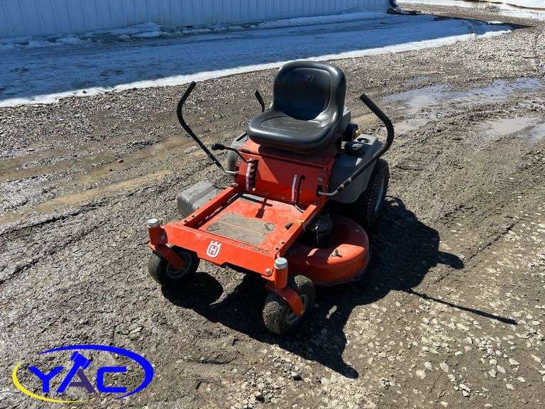 2000 RZ4219 HUSQVARNA W/ BRIGGS & STRATTON MOTOR - YAC Auctions