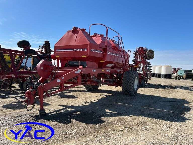 2011 Morris Contour Air Drill W/ 8370 Tow Between Tank - YAC Auctions
