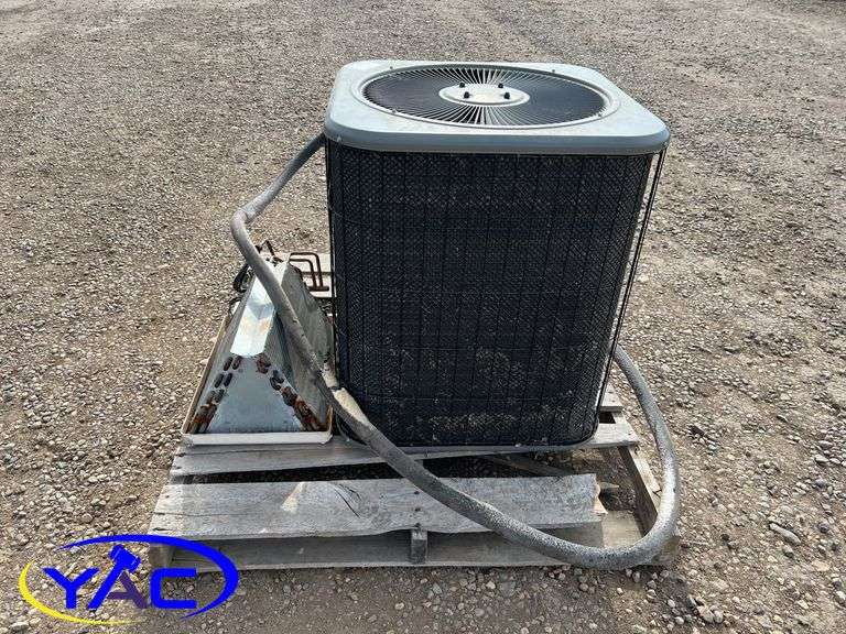 Lennox House AC Unit 1/5 HP - YAC Auctions