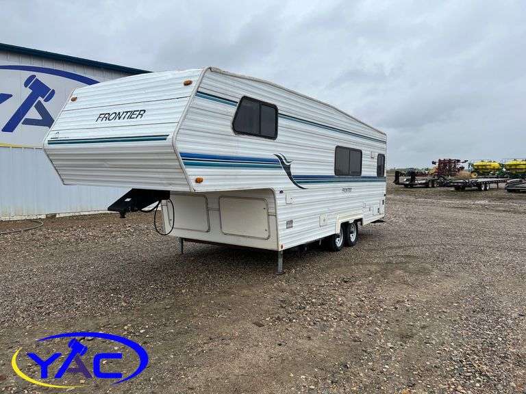 1998 FRONTIER FIFTH WHEEL CAMPER - YAC Auctions