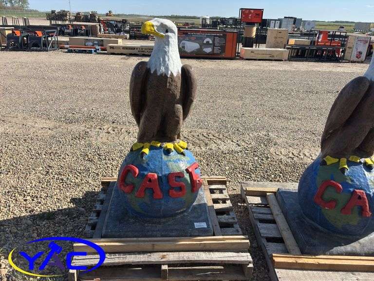 Case Eagle - YAC Auctions