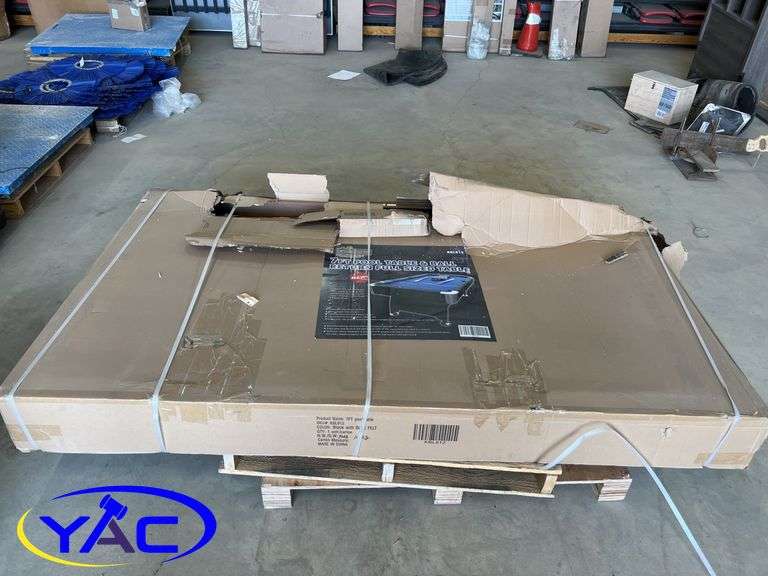 7ft Pool Table & Ball Return (Damaged Box) - YAC Auctions