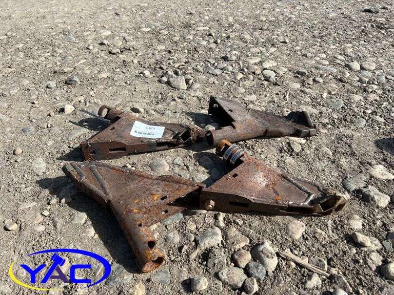 4 - Atom Jet Side Band Seed Boots - YAC Auctions
