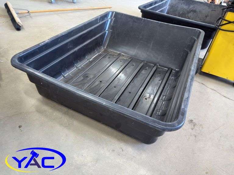 4’ x 3’ Poly Tub - YAC Auctions