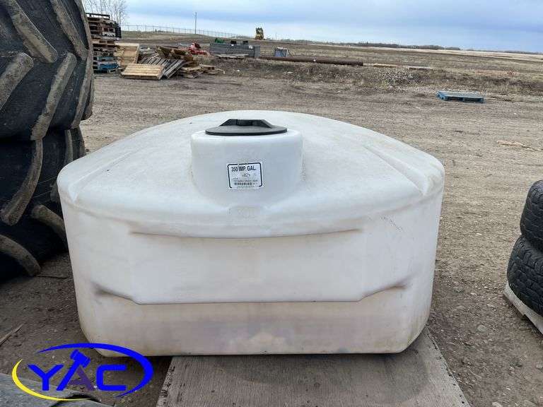 350 Gallon Water Tank - YAC Auctions