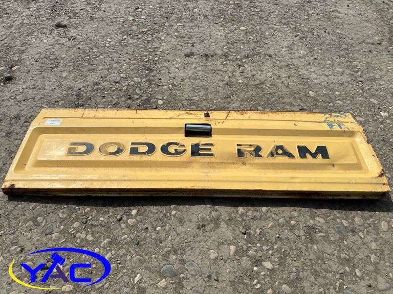 Dodge End Gate - YAC Auctions