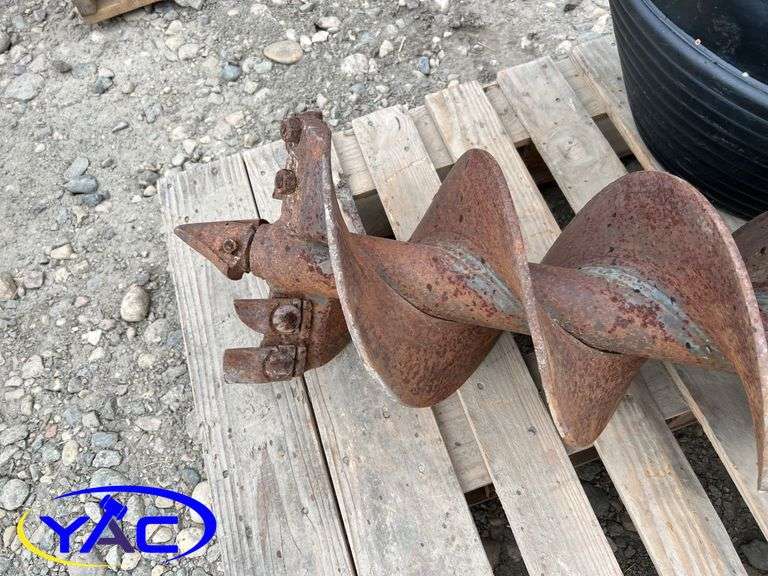 48" x 10 1/2" Heavy Duty Post Hole Auger - YAC Auctions