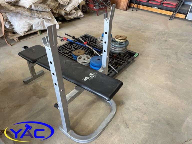 Weight Bench W/ Weights - YAC Auctions