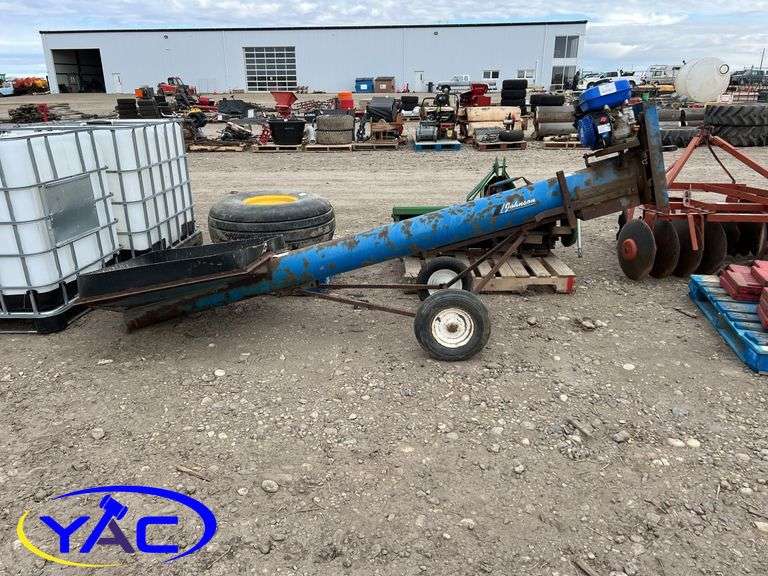 10' Johnson Transfer Auger - YAC Auctions