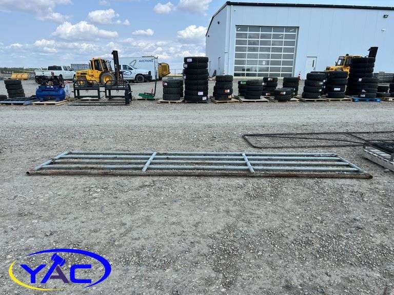 16' Corral Gate - YAC Auctions