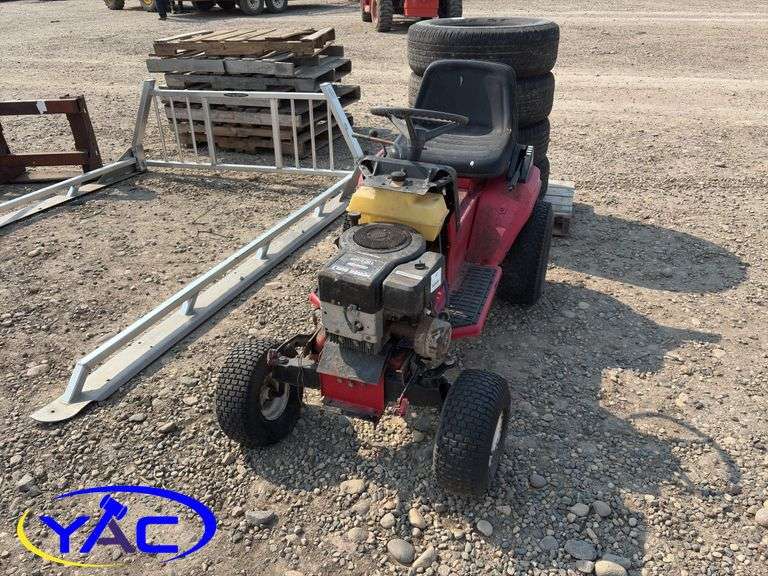 Hercules 1240 Riding Mower 12hp -FOR PARTS - YAC Auctions