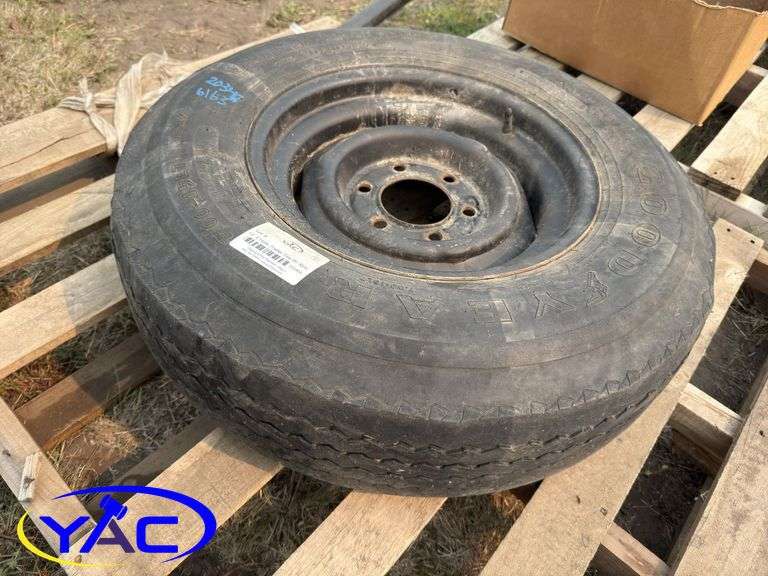 15" 6 Hole Trailer Tire W/ Rim - YAC Auctions