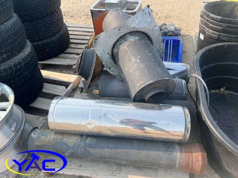 Misc. Chimney - YAC Auctions