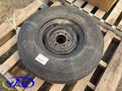 15" 6 Hole Trailer Tire W/ Rim - YAC Auctions