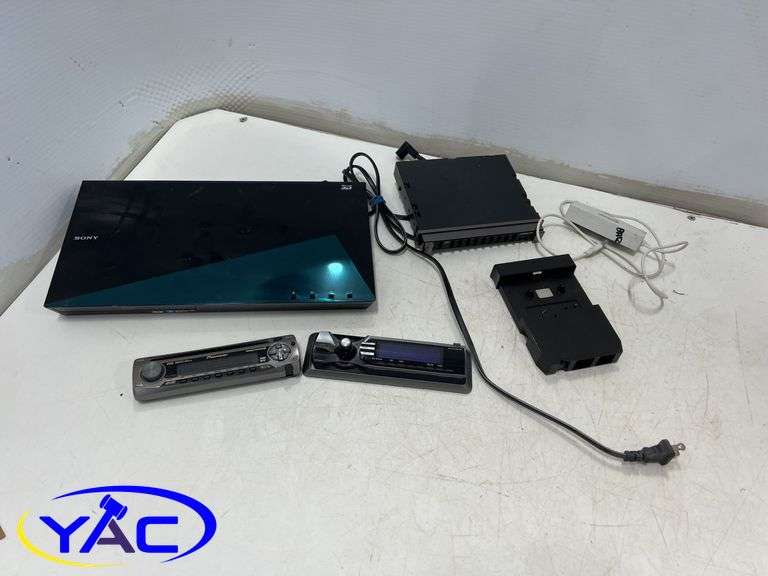 Box Of Blue Ray DVD Player/ Amplifier/ Face Plates - YAC Auctions