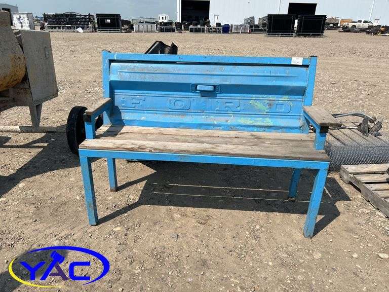 Homeade Bench - YAC Auctions