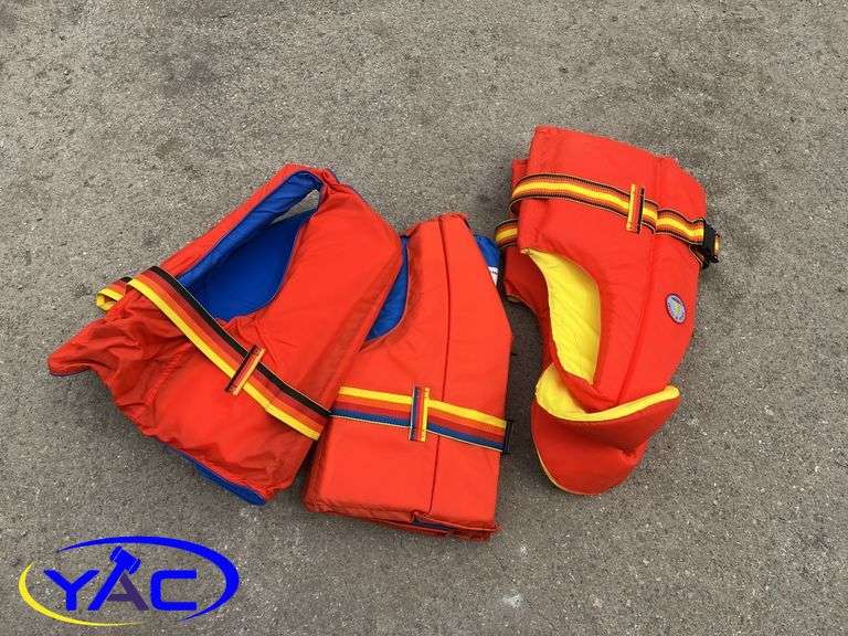 3 - LifeJackets - YAC Auctions