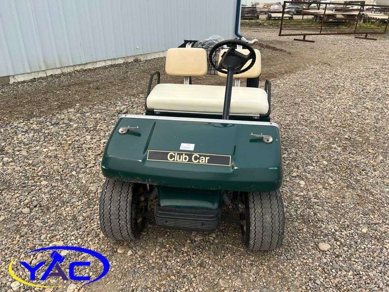 1999 CLUB CAR GOLF CART - YAC Auctions