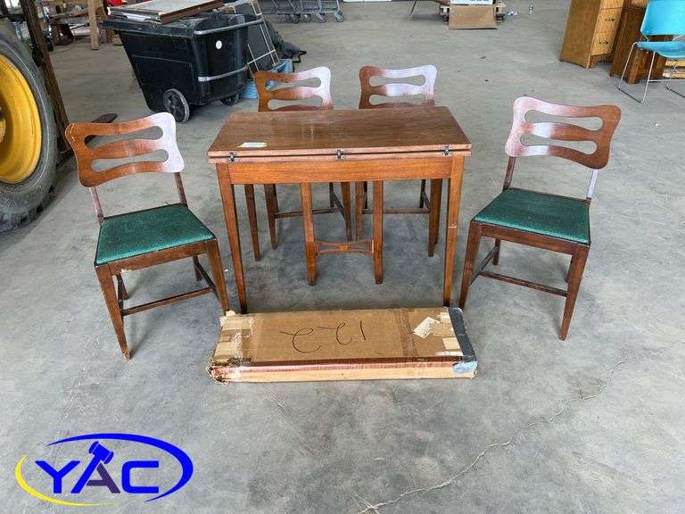 Duncan Phyfe Folding Dining Table W/ 3 Leaves & 4 Chairs - YAC Auctions