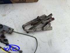 Box Engine Pulls - YAC Auctions