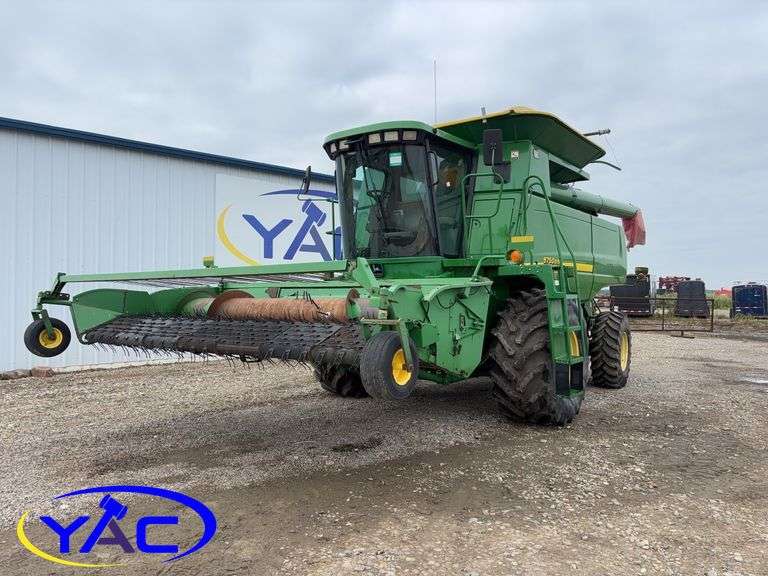 2000 JOHN DEERE 9750 SELF-PROPELLED COMBINE W/ HEADER - YAC Auctions