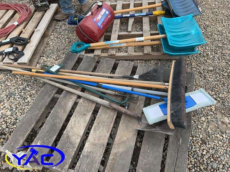 Yard Tools - YAC Auctions