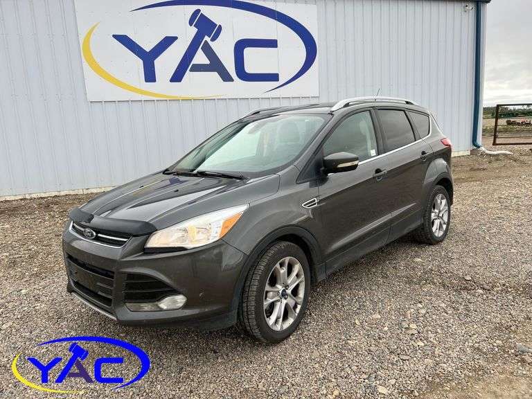 2015 FORD ESCAPE TITANIUM 4WD - YAC Auctions