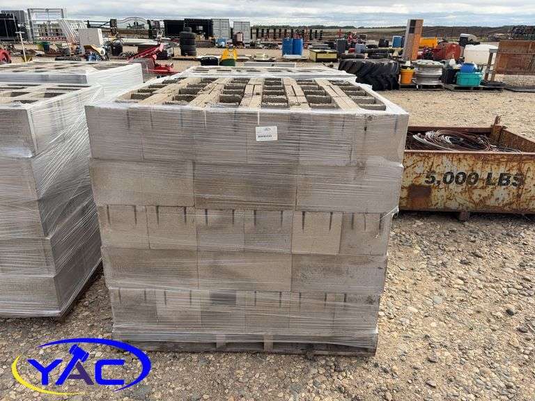 Pallet Of Bond Beam Blocks - YAC Auctions