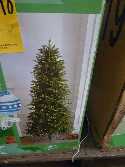Holiday Living Pre-Lit 7.5' Swiss Pine Tree - Yellow Tag Auctions