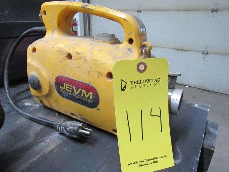 Northern Tool High Cycle Eccentric Motor - Yellow Tag Auctions