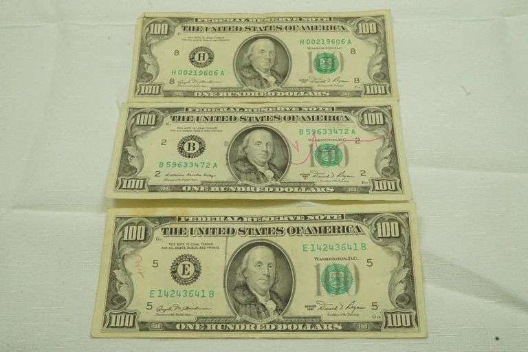 Lot of (3) 1981 $100 Bills - Yellow Tag Auctions