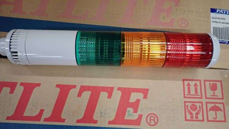 Lot of (7) Patlite Signal Tower Lights - Yellow Tag Auctions
