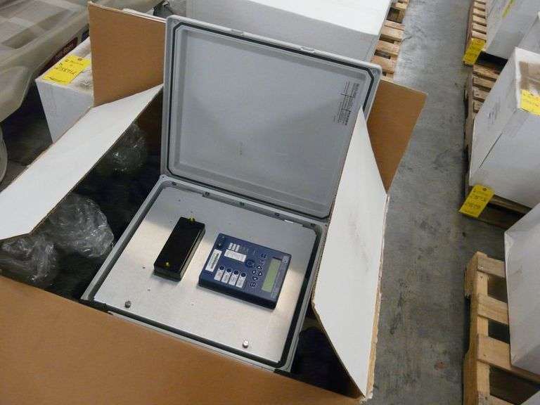 SEL Enclosure w/SEL735 Power Quality and Revenue Meter - Yellow Tag ...