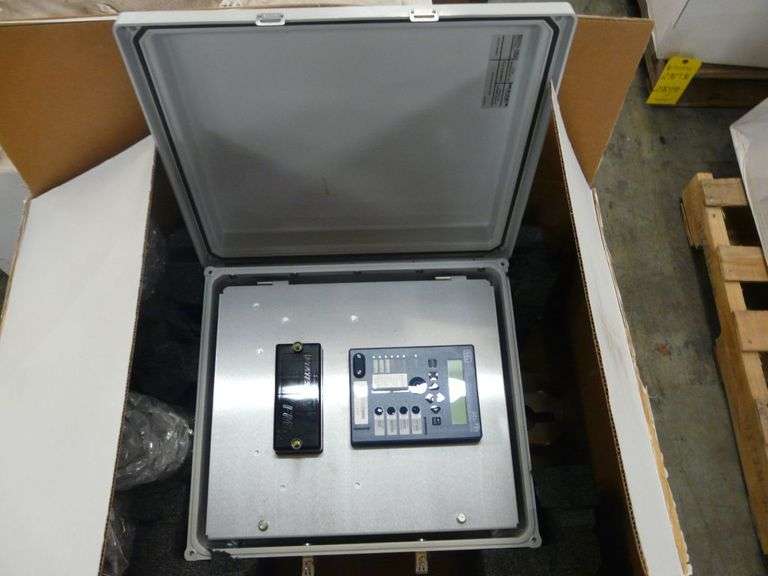 SEL Enclosure w/SEL735 Power Quality and Revenue Meter - Yellow Tag ...