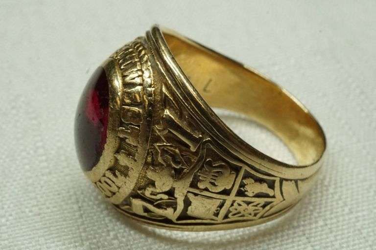 10K Yellow Gold Class Ring w/Red Stone - Yellow Tag Auctions