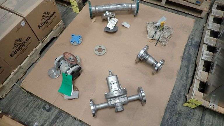 Lot of (1) Regulator and (2) Assorted Valves - Yellow Tag Auctions