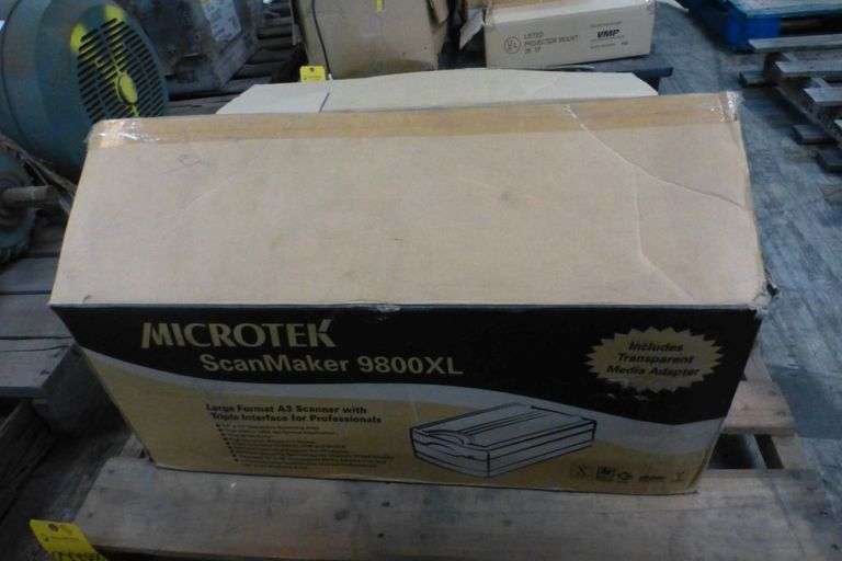 Lot of (1) Light Stand and (1) Scan Maker - Yellow Tag Auctions