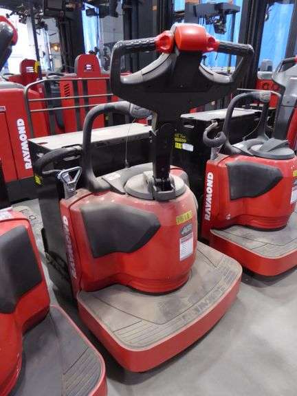 Raymond 8410 Electric Pallet Jack - Yellow Tag Auctions