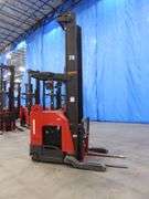 Raymond 7500 Universal Stance Reach Forklift - Yellow Tag Auctions