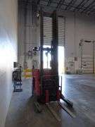 Raymond 7500 Universal Stance Reach Forklift - Yellow Tag Auctions