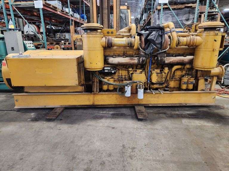 Minneapolis, MN - Kato 900 KW Diesel Generator with Detroit Diesel ...