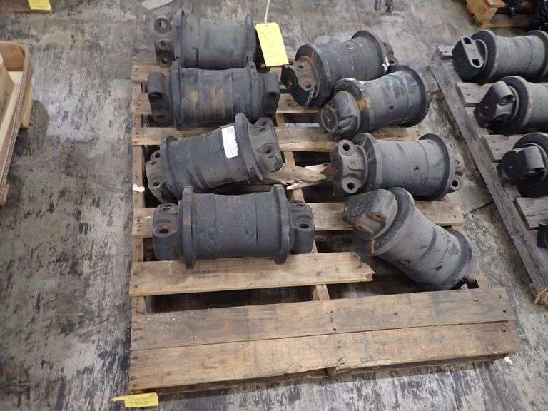 Lot of (8) Track Rollers - Yellow Tag Auctions