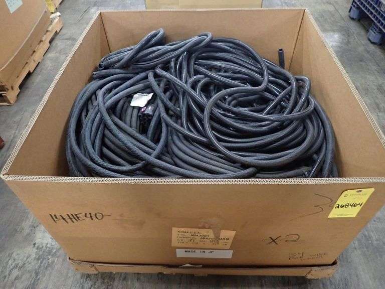 Lot of Bulk Wire Looms - Yellow Tag Auctions