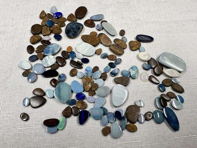 Lot of (133) Rock Looking Stones - Yellow Tag Auctions