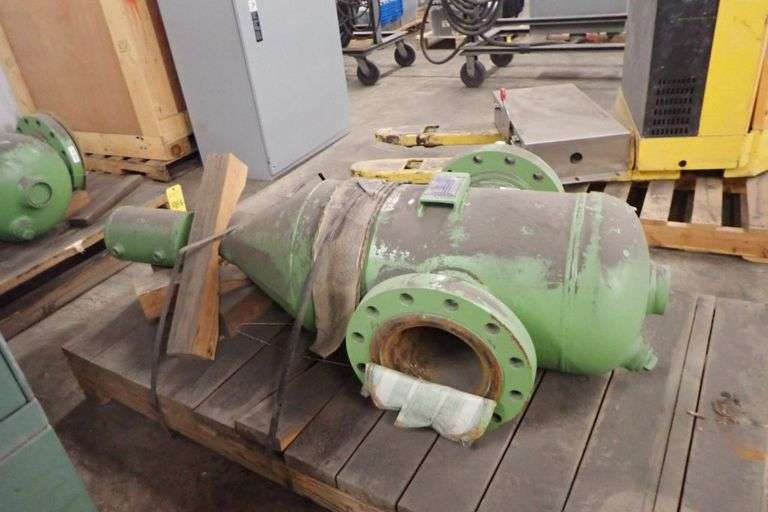 R.P. Adams Valve Pump - Yellow Tag Auctions